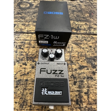 BOSS FZ-1w - Fuzz - Waza Craft